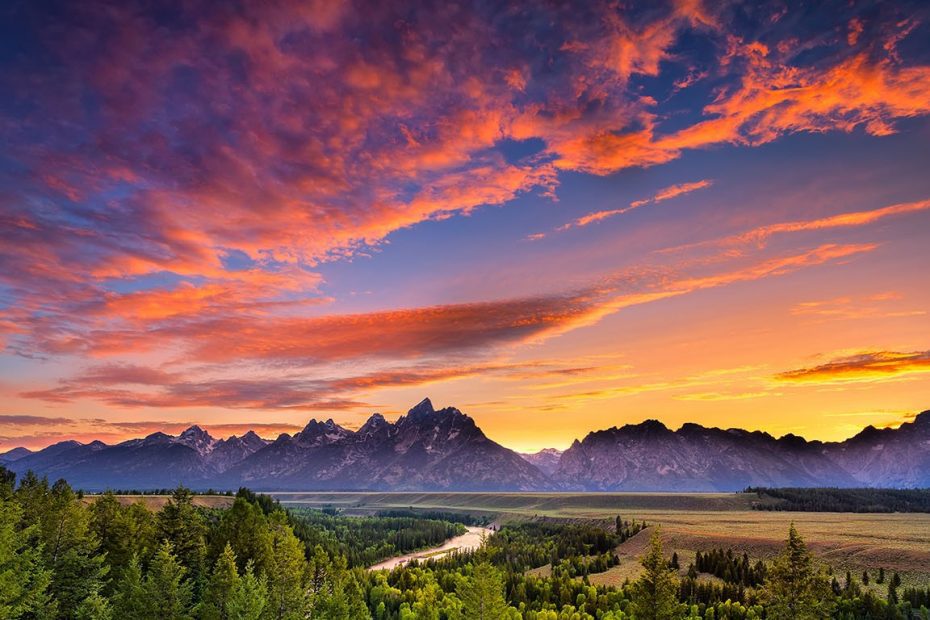 RVing Around Scenic Wyoming Destinations - RV Rental Blog